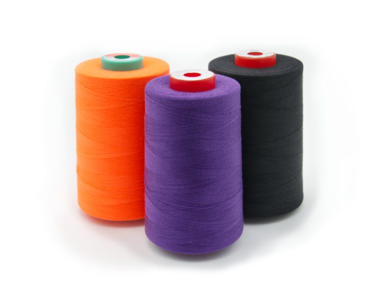 Polyester / Polyester Core Thread 'Gravity' - M.Recht Accessories